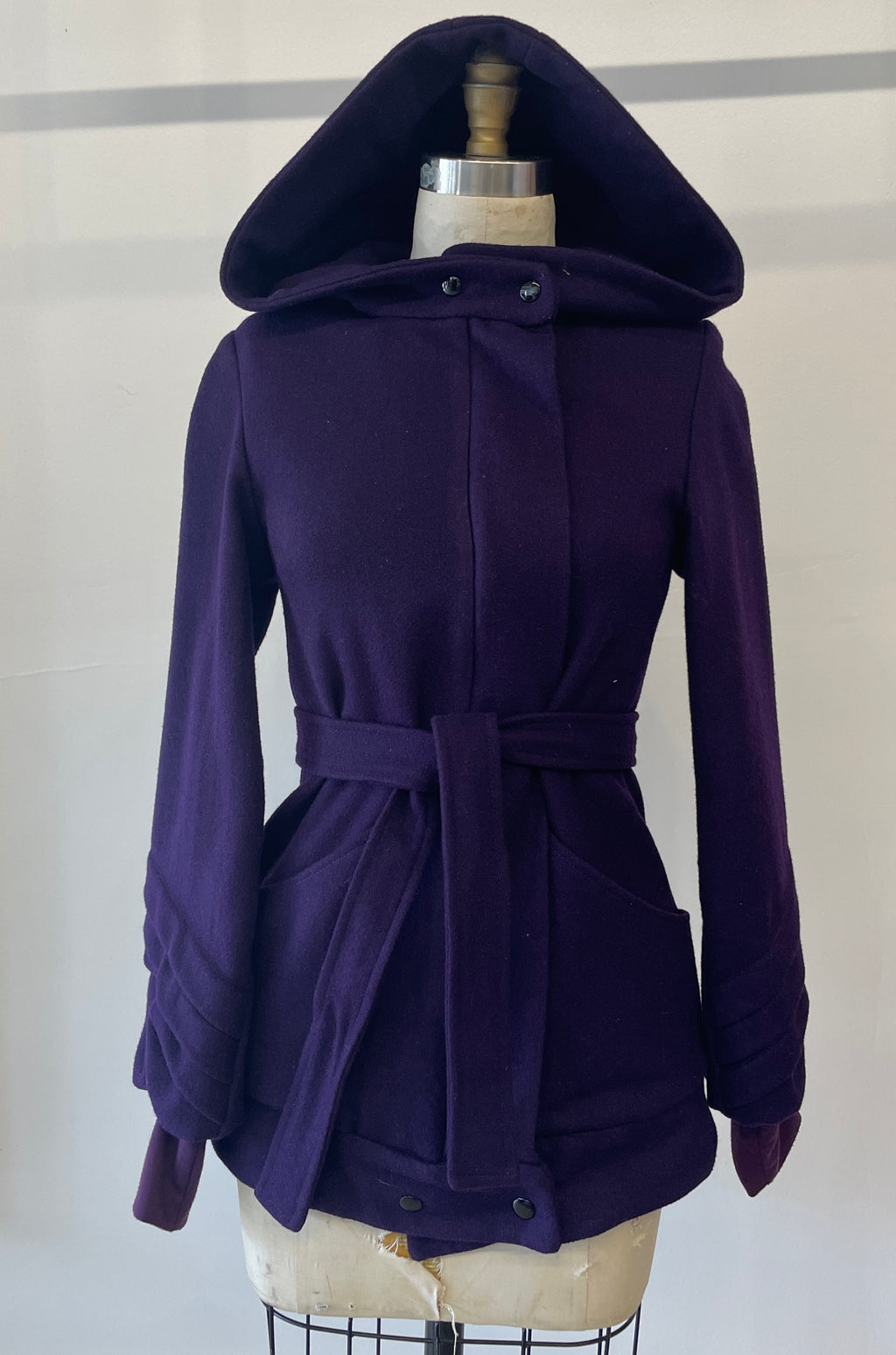 Pre-Loved Hooded Coat – Yellowcake Shop